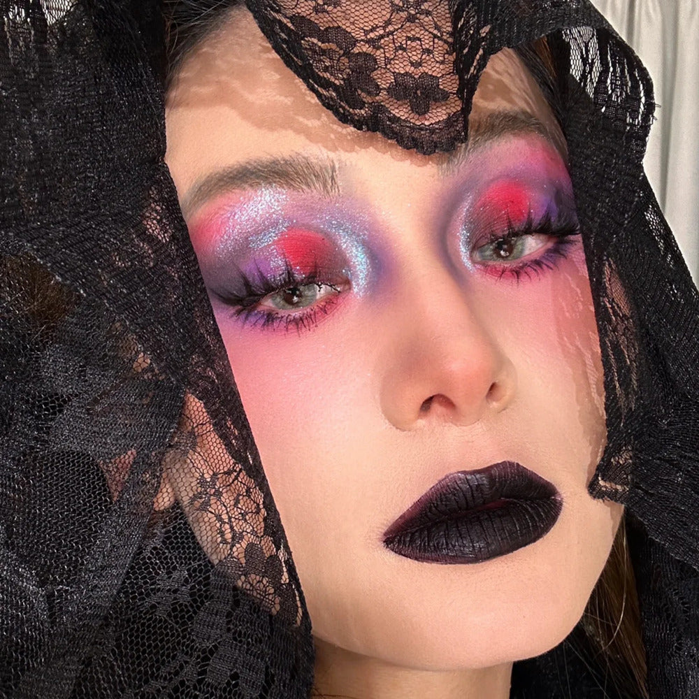 3 Stunning Eye Makeup Looks of Narimi Fireflies In Dark Eyeshadow Pale ...