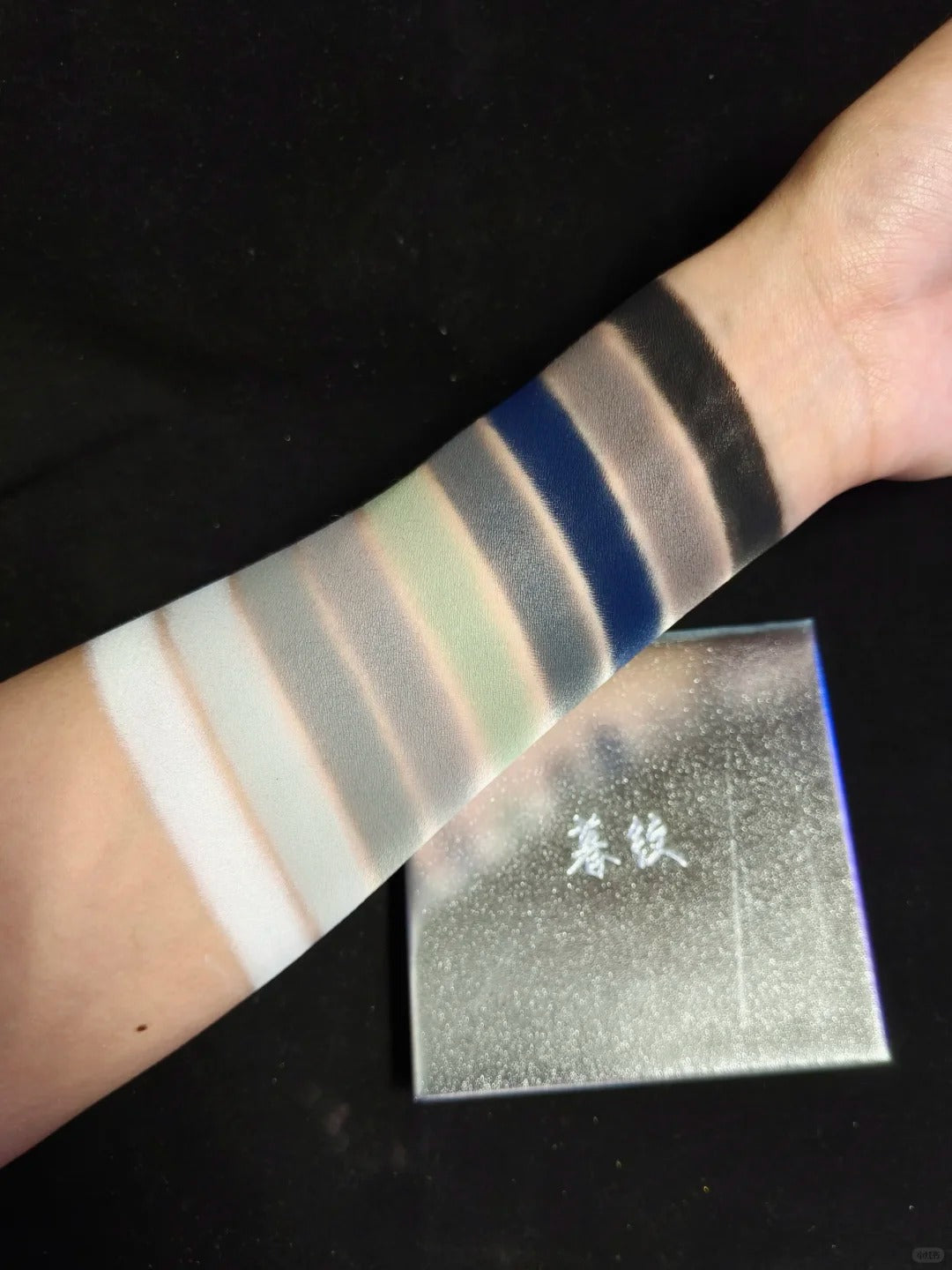 MuWen Untainted by World 9 Colors Matte Eyeshadow Palette T4577 ...